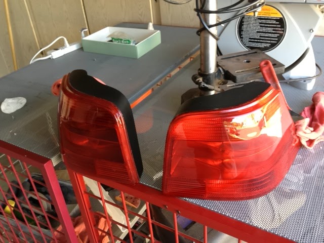 The Busted Cliche: DIY: Tail Light Modifying